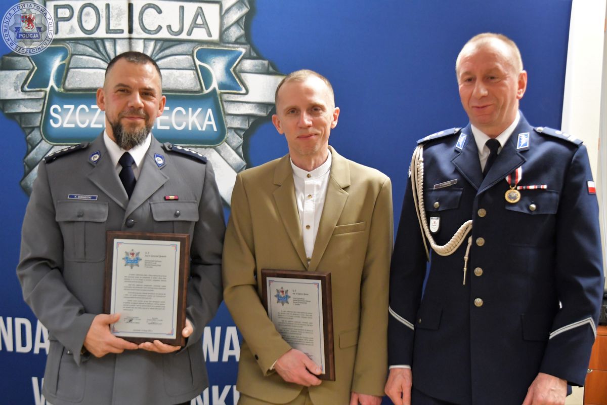 Uroczyste pożegnanie z mundurem asp. szt. Krzysztofa Bienieckiego i asp ...